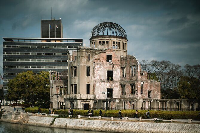 The Peace Memorial to Miyajima : Icons of Peace and Beauty - Miyajima Island: A Tranquil Escape