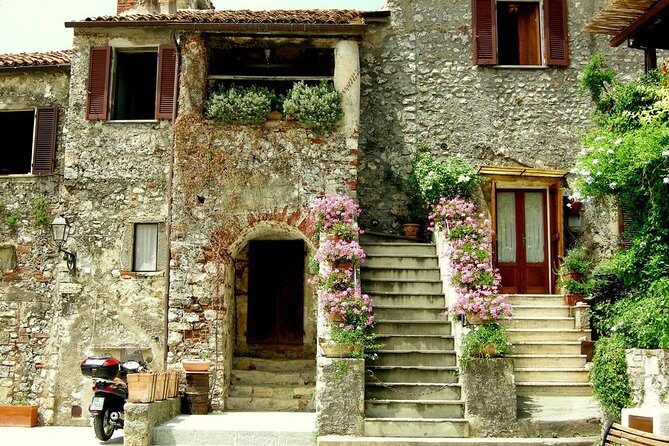 The place of dreams: the Tarot Garden w/Wine tasting - Practical Aspects of the Tour