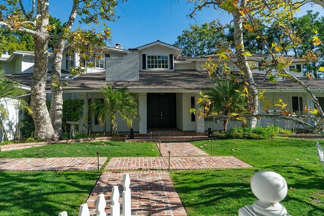 The Real Beverly Hills Housewives Tour - Why This Tour Is Worth Considering