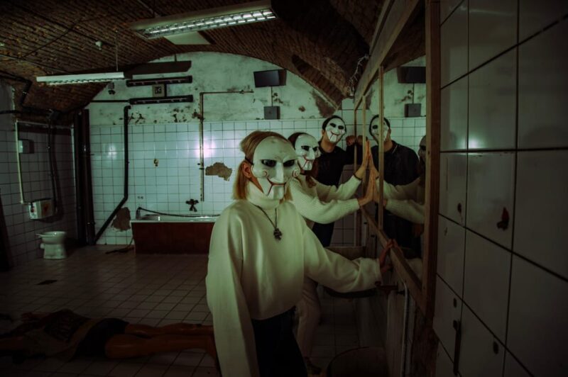The Real Saw | Escape Room by PÁNiQ SZOBA - Introduction: A Horror-Themed Challenge in Budapest