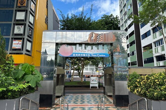 The Real Singapore Heartland Walking Food Tour - Starting Point: Ang Mo Kio MRT Station
