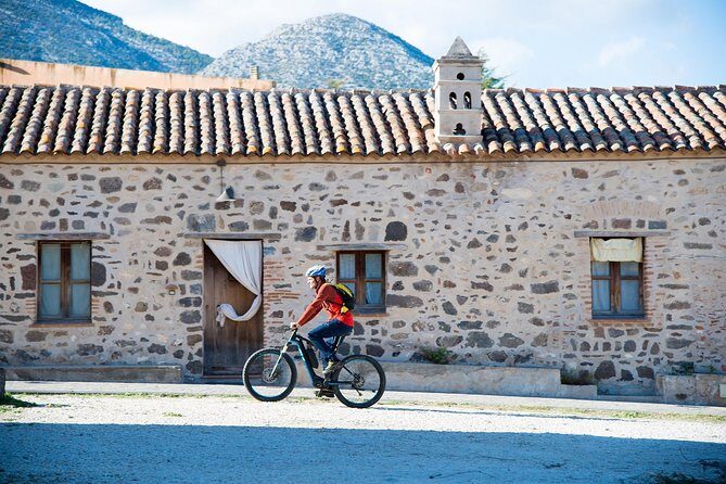 The ring of Mountain Tuttavista with Electric Mountain Bikes - Discover Sardinia’s Hidden Corners on the Tuttavista Mountain Bike Tour