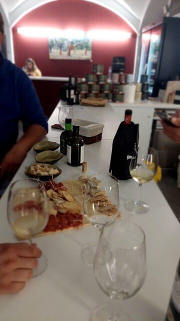 The Roman Tour & Wine tasting. - In-Depth Look at the Tour Components