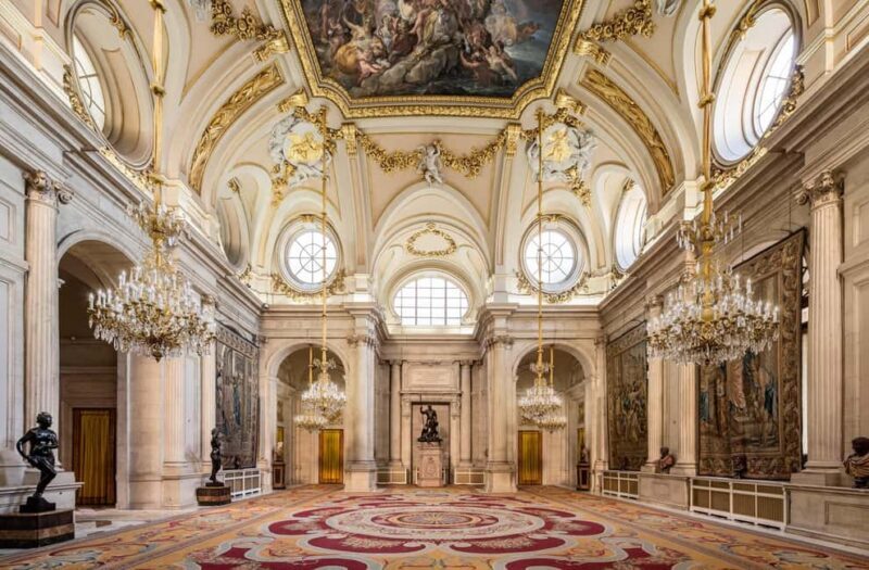 The Royal Palace of Madrid: Small Group Guided Tour - The Value of a Small Group Tour