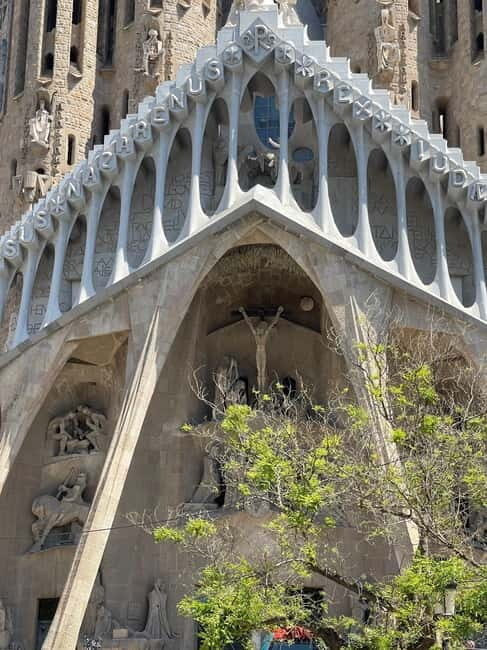 The Sacred Vision: Sagrada Família Guided Experience - FAQs