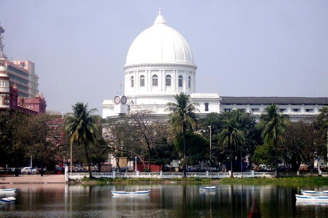 The Second City of Empire: A Kolkata Heritage Walking Tour with Private Transfer - Key Points