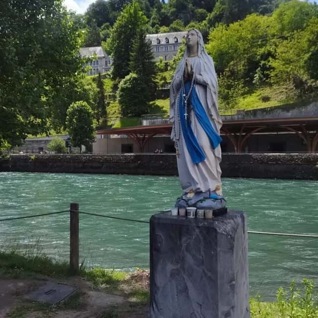 The Story of Lourdes Walking Tour in English - Key Points
