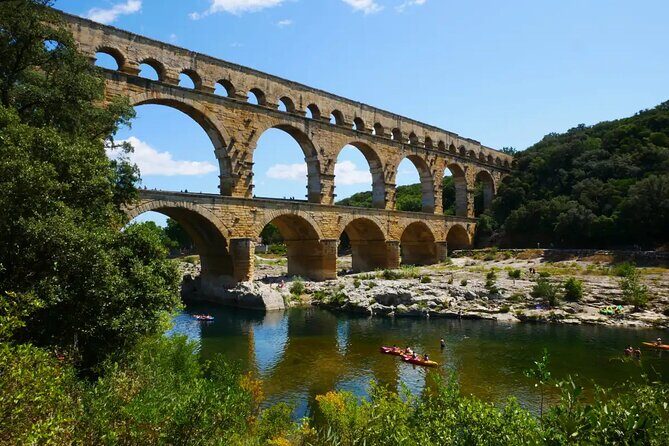 The story of Pont du Gard - A Deeper Look at the Itinerary