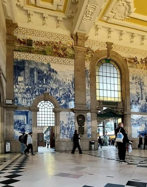 The story of Porto behind its tiles - How Tour Reviews Reflect the Experience