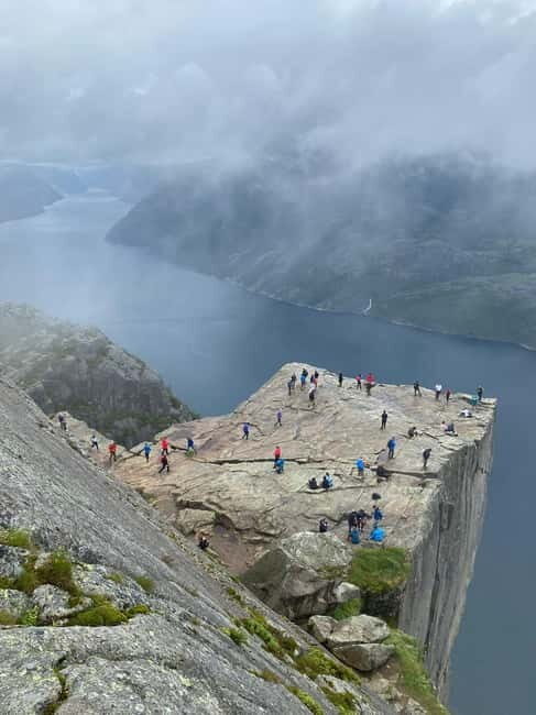 The Three Crowns of Norway 5-Day Private Hiking Tour Package - Key Points