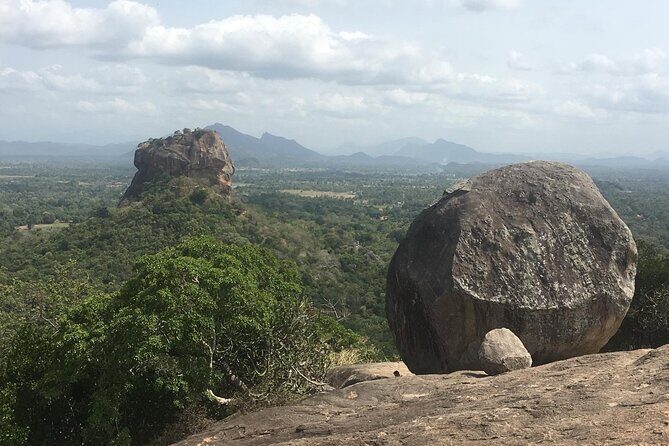 The Top 10 Car & Driver Private Tour for Week Start from Colombo - Who Will Benefit Most?