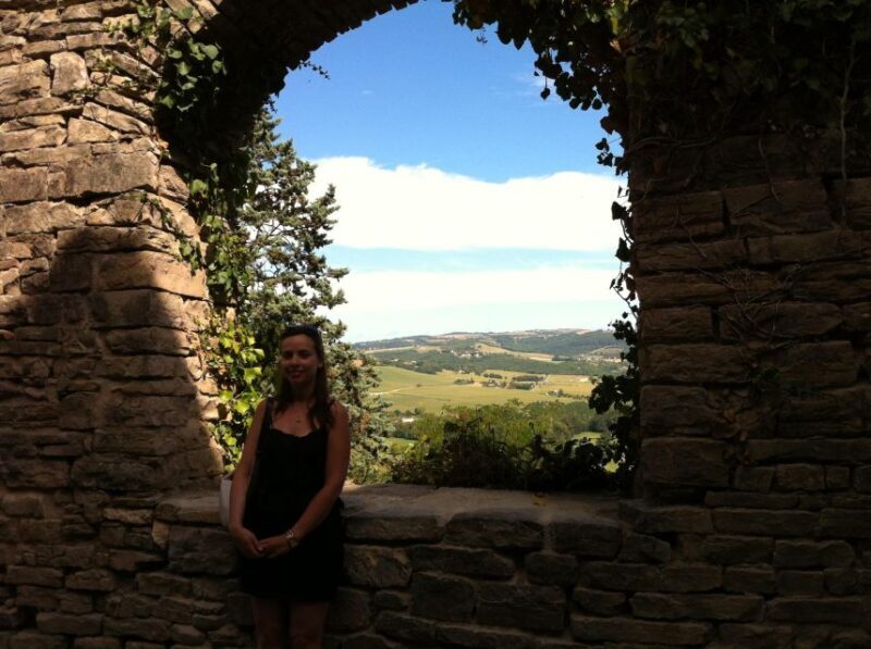 The two beautiful cities of Albi and Cordes sur Ciel - Transportation and Group Dynamics