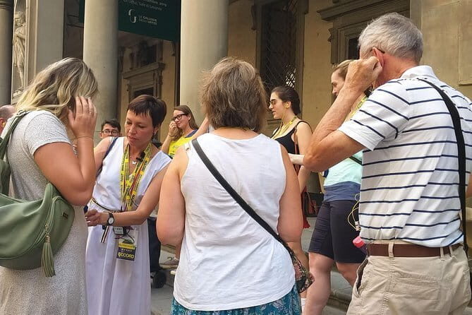 The Uffizi discovery tour with your private guide in Florence - Logistics, Price, and Booking Considerations