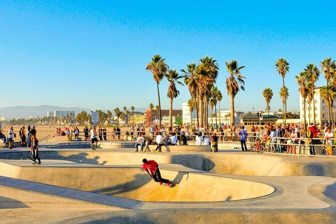The Ultimate Venice Beach Experience - A Practical and Authentic Venice Beach Walk