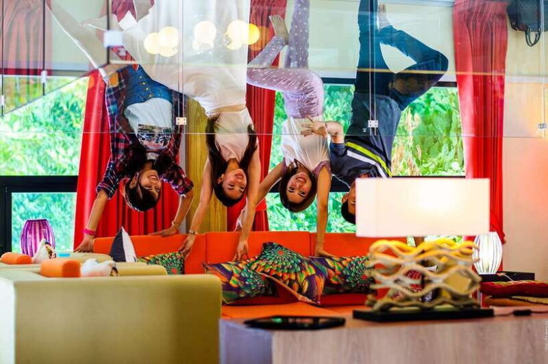 The Upside Down House: Phukets Must-See Attraction - Key Points