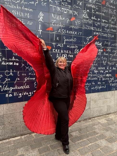 The voice of Montmartre is a must-see in Paris - Authenticity and Cultural Care