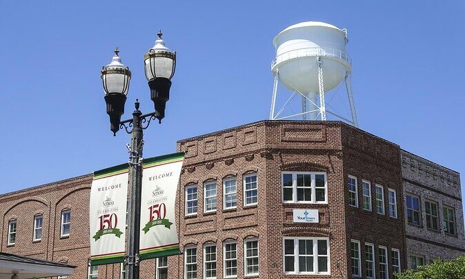 The Walking Dead: Private Film Locations Tour of Senoia - Who Should Consider This Tour