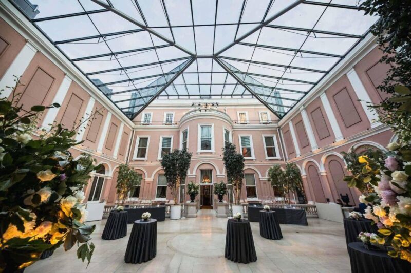 The Wallace Collection London: Private Guided Tour - 3 hour - Why the Wallace Collection Tour Stands Out