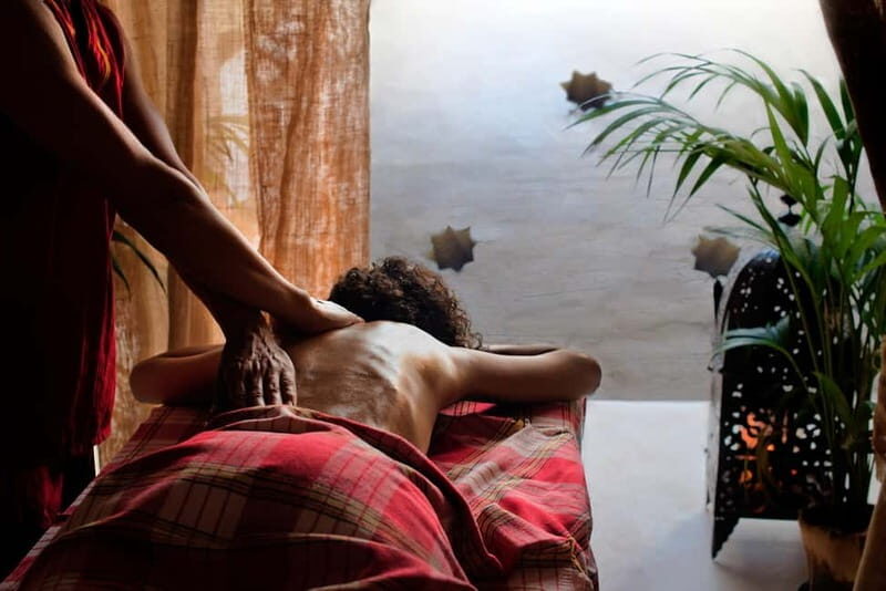 The Water Journey and our exclusive massage (60') - Discovering The Water Journey and Exclusive Massage in Málaga