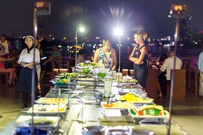 The White Orchid: Chao Phraya Dinner Cruise Experience - An Honest Look at the Experience