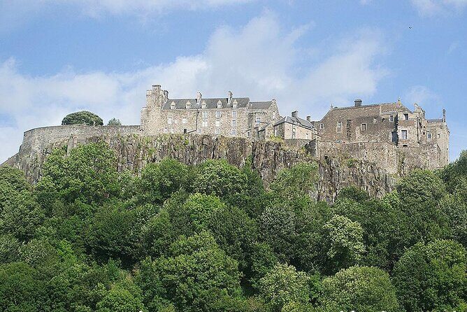 the World Famous Kelpies and Stirling Castle small group tours - Exploring the Itinerary in Detail