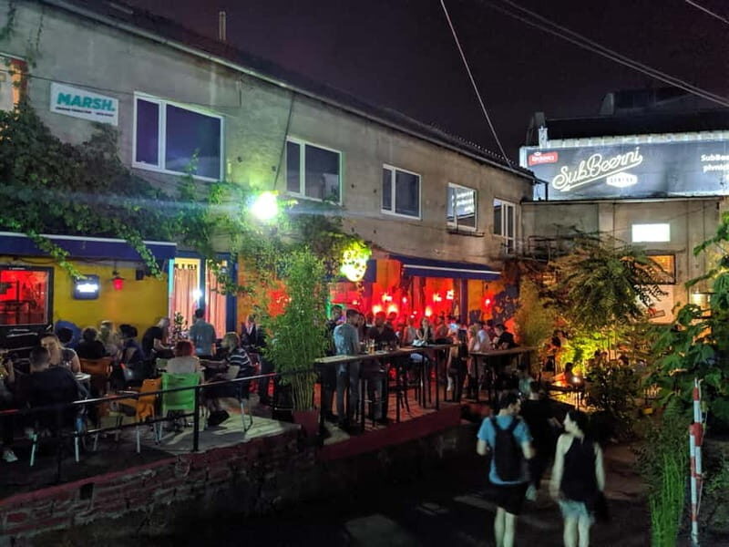 The World of Pubs and Taverns: A Golden Mile - Introduction: A Tour That Combines Culture, Craft, and Camaraderie