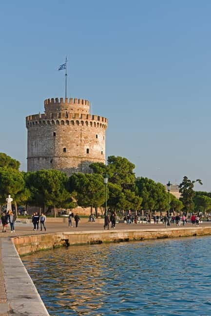 Thessaloniki: Capture the Moments - The Heart of the City: Free Time at Aristotelous Square