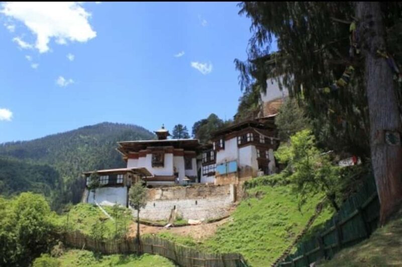 Thimphu: 1-Day Hike to Phajoding Monastery - An Introduction to the Hike and Its Charm