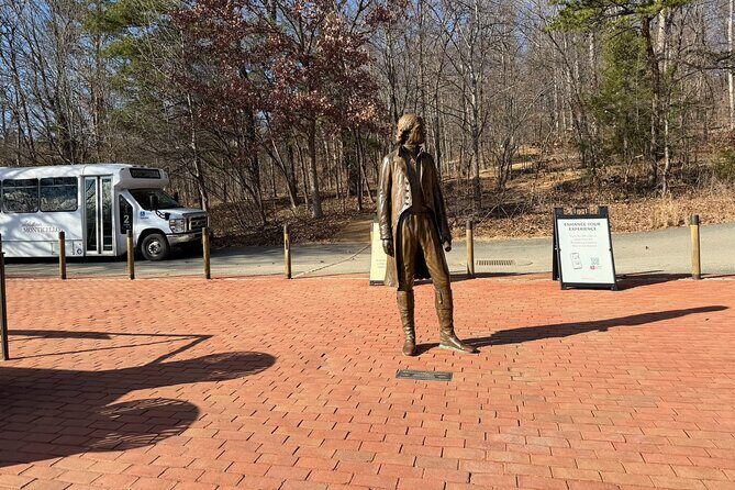 Thomas Jeffersons Monticello Excursion from Washington DC - Inside Monticello: A Guided Tour