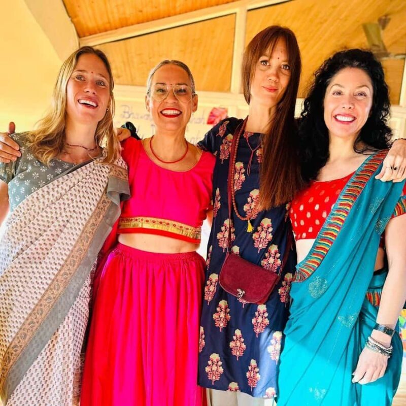 Threads of Delhi: Women-Led Monuments, Heritage & Craft Tour - Monuments with Meaning