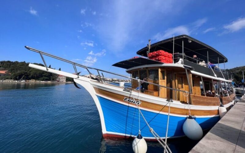 Three Island Boat Tour With Lunch - What Does the Tour Include?