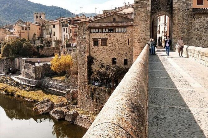 Three Medieval Gems & Local Lunch All Inclusive Private Tour - Key Points