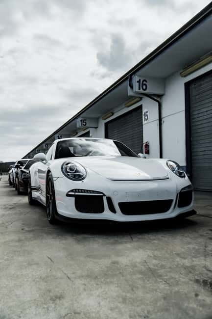 THRILL RACING SUPERCAR MASTERY - An Introduction to the Thrill Racing Supercar Mastery Experience