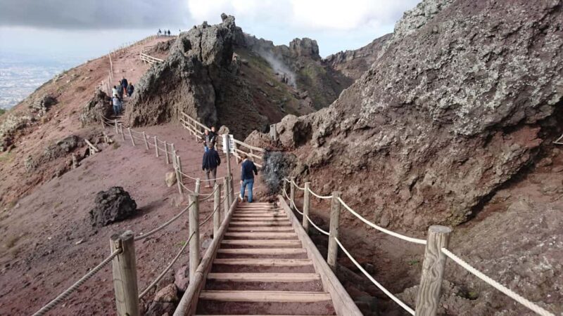 TICKET VESUVIUS SKIP THE LINE WITH SUPPORT ASSISTANCE - An Introduction to the Mount Vesuvius Tour
