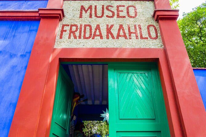 Tickets to the Frida Kahlo Museum - An In-Depth Look at the Tour Experience