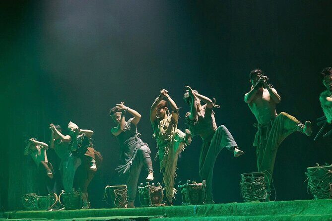 Tien Sa Show And Dinner Cruise On Han River Tour In Da Nang City - Key Points