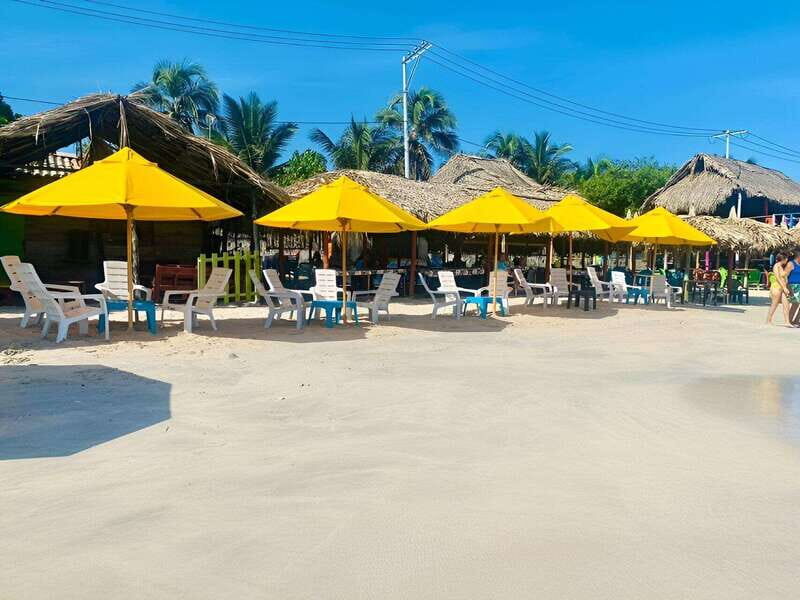 Tierra bomba: Typical beachday to Punta Arena! - Who Should Consider This Tour?