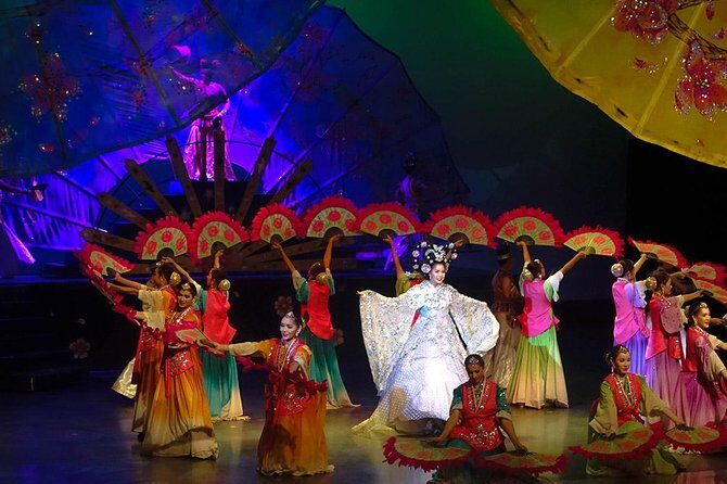 Tiffany Show Pattaya with Transfer - An Authentic Look at a Pattaya Icon