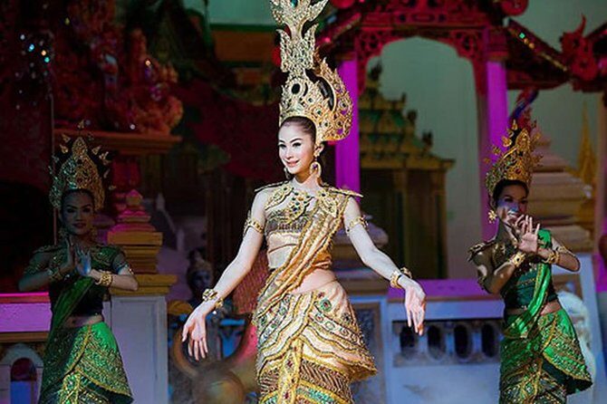 Tiffanys Show Pattaya VIP Gold/Diamond with Transfers - The Show’s Essence and Its Appeal