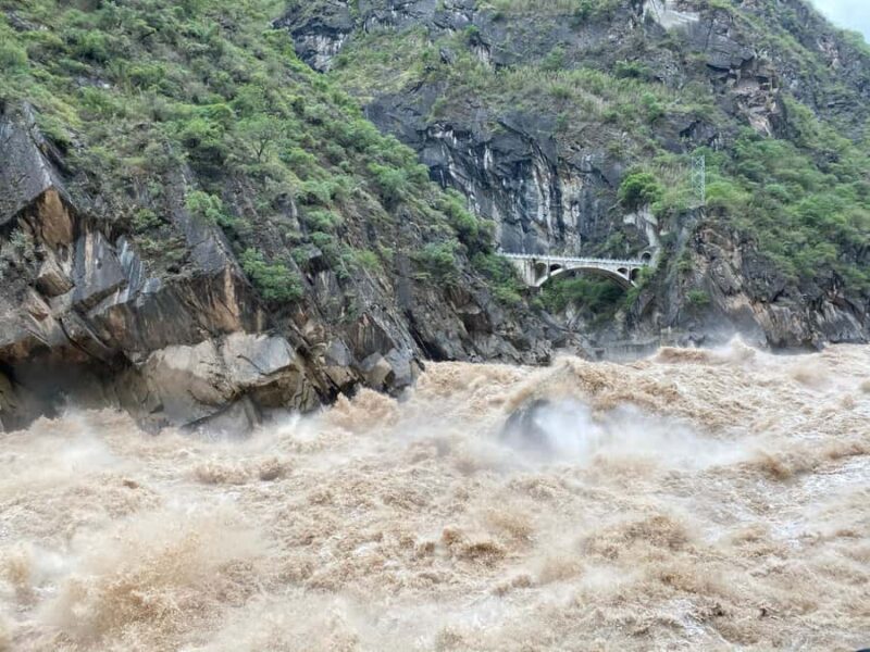 Tiger Leaping Gorge Easy Hike & Baisha Old Town Day Tour - FAQ