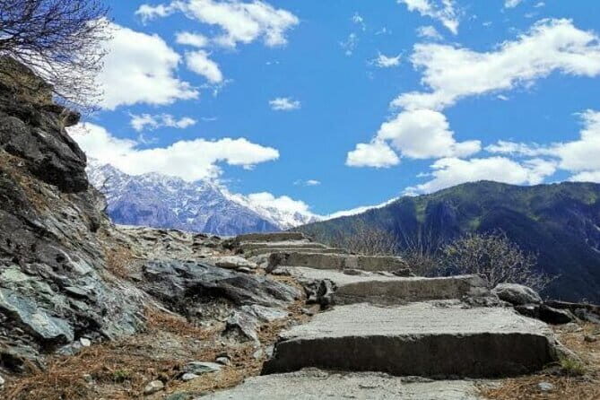 Tiger Leaping Gorge High Trail 3 Days and 2 Nights Hiking - Practical Tips and Considerations