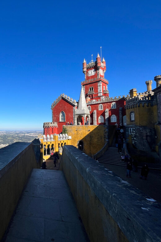Tiket and guided Visit to Pena Palace - A Detailed Look at the Pena Palace Tour