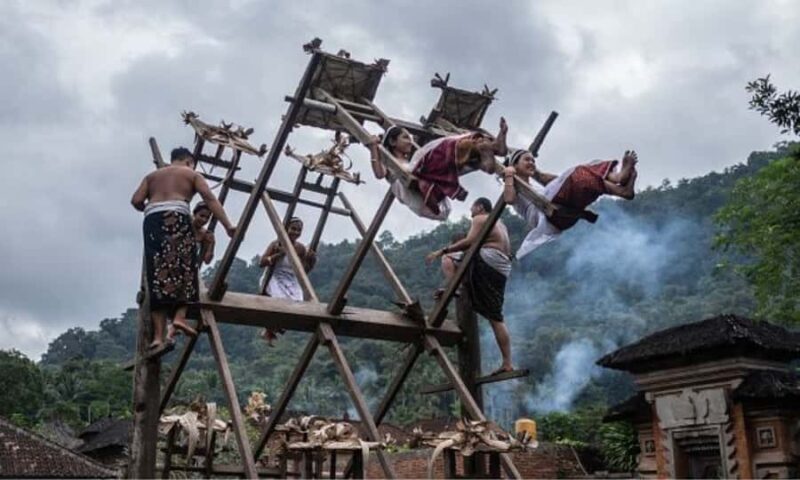 Time Travel Through Ancient Bali: East Bali Cultural Journey - Exploring East Bali’s Sacred Temples and Villages