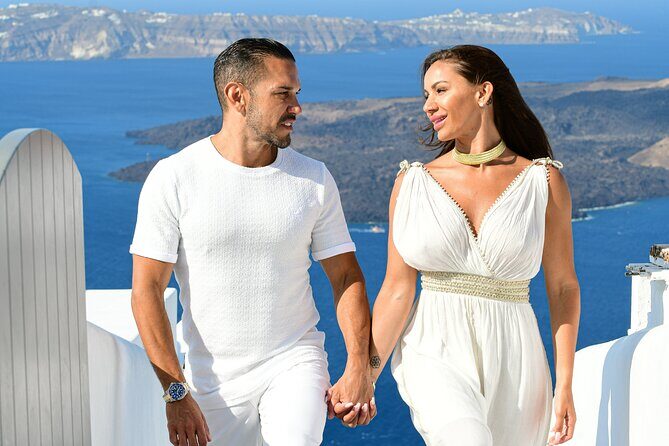Timeless Memories: Your Exclusive Santorini Photo Session - Questions & Answers