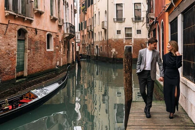 Timeless Venice: Luxury Photoshoot with a Local Photographer - Overview of the Experience