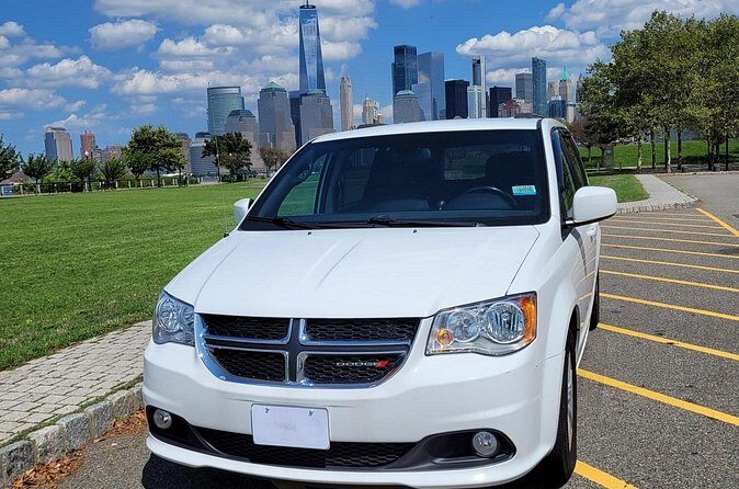 Times Square NYC to EWR Newark International Airport - Booking and Flexibility