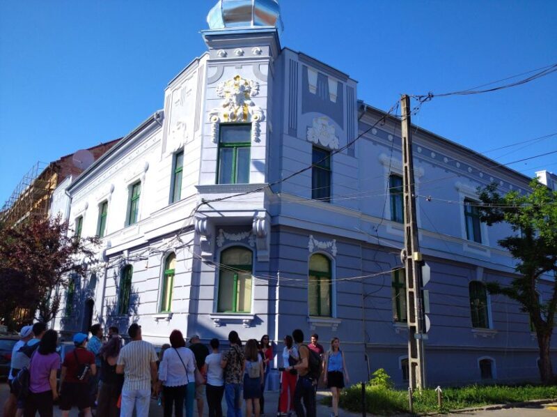 Timisoara Dream Tour in Elisabetin Neighborhood - Key Points