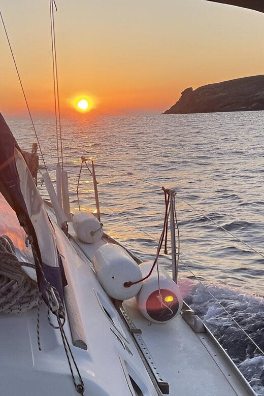 Tinos Sunset Cruise with Meal and Drinks - Why Choose This Tour?