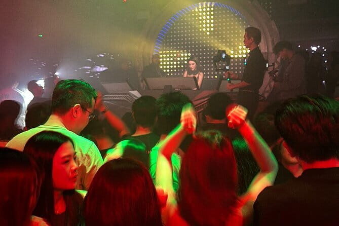 Tiong Bahru's Tastiest Treats Private Food Tour in Singapore - Practical Tips for Travelers