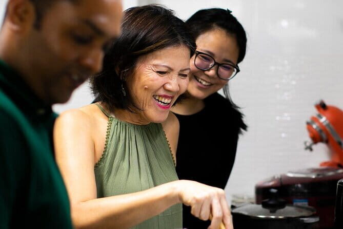 Tiong Bahru's Tastiest Treats Private Food Tour in Singapore - FAQ